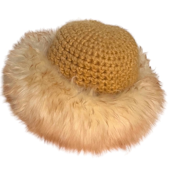 Accessories | Genuine Tuscan Lamb Skin Wide Fur Brim Knit Hat Stunning ...
